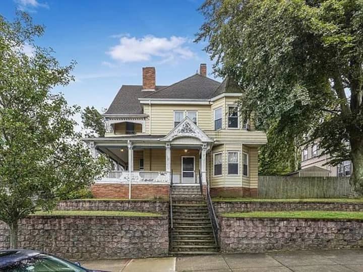 Private Room W/ Bathroom #3 - Fall River, MA