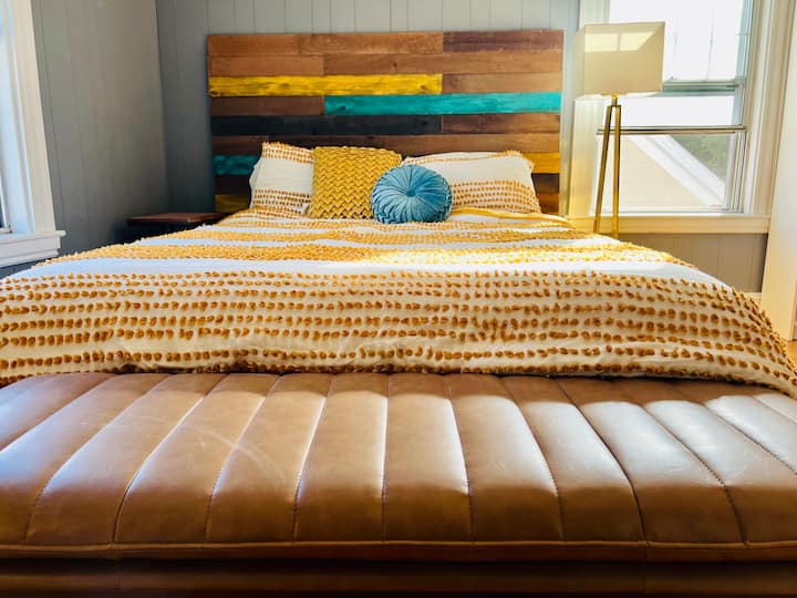 Bright, Spacious, Home To Call Home. - Boston, MA