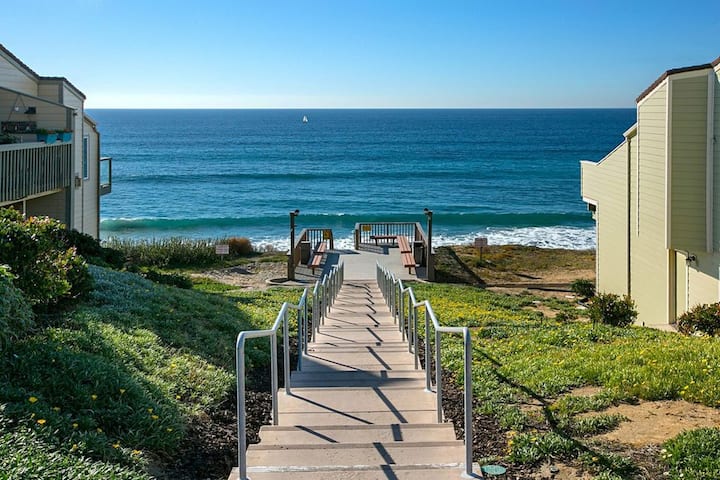 Beach House | Encinitas Beachfront Luxury - Encinitas, CA