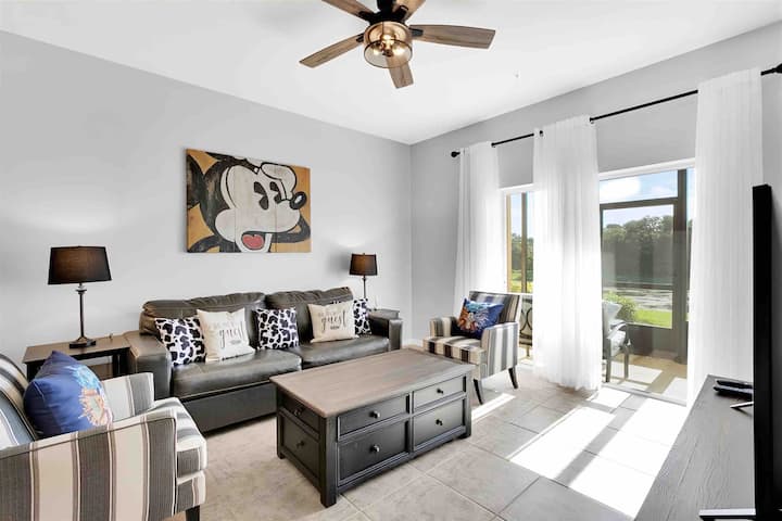 Disney Dream Vacation Home: 9 Min To The Parks! - Celebration, FL