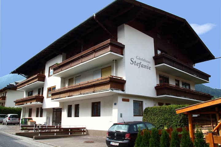 Large 4 Bedroom Apartment, Central Mittersill - Mittersill