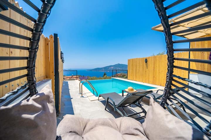 Kaşdenizmanzaralıhavuzluvilla - Kalkan