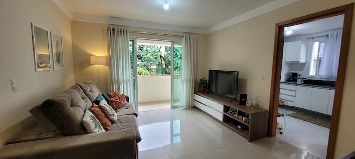 Ap 100m² Bairro Nobre, Amplo, 3 Qrtos, 2 Vagas - Curitiba