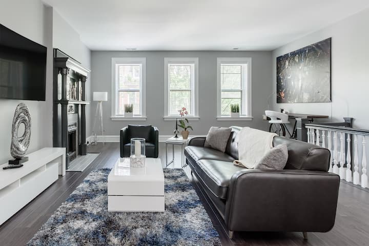 Luxury Apartment With Colorful Lighting On Cherokee Street - St. Louis, MO