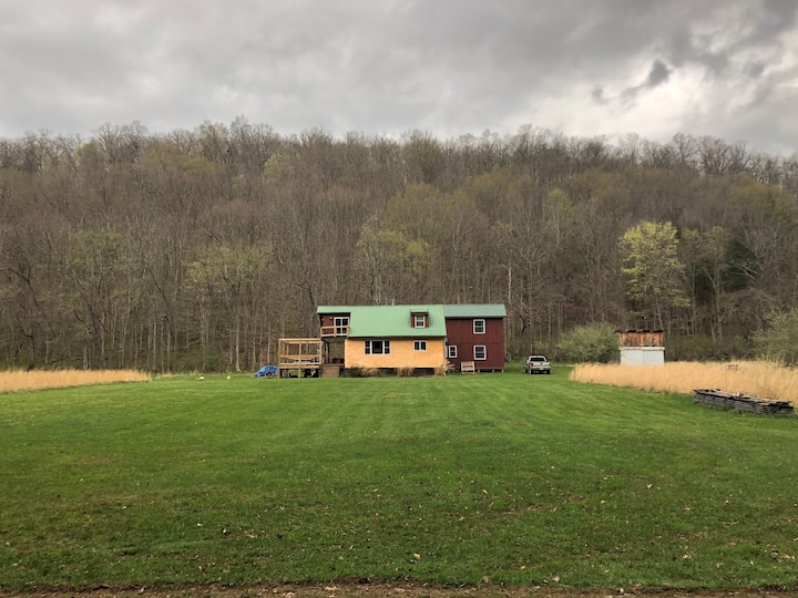 Straw Bale Cabin On The Greenbrier River - Lewisburg, WV