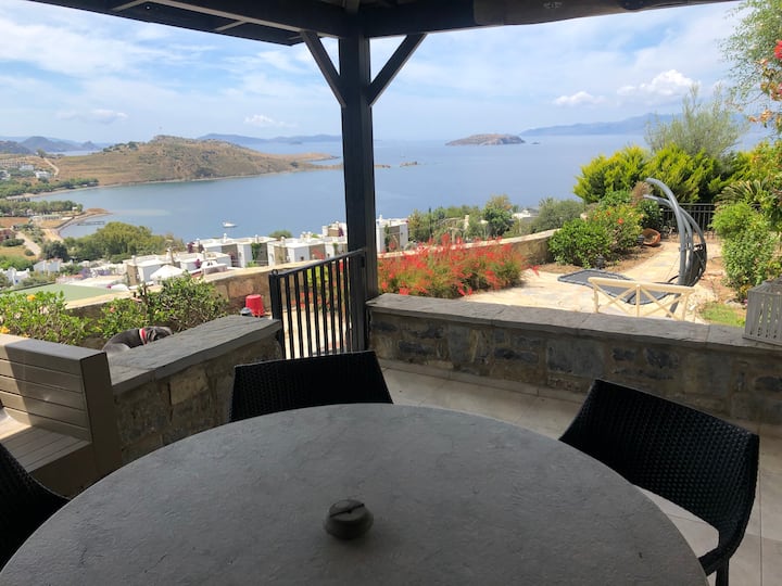 Private Villa At Gumusluk With View - Akyarlar