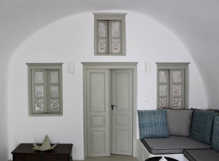 Karteri - Authentic Dome Cave House Experience - Santorini