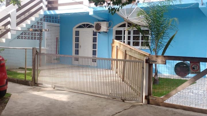 Kit Net No Centro De Bombinhas, Sc - Bombinhas