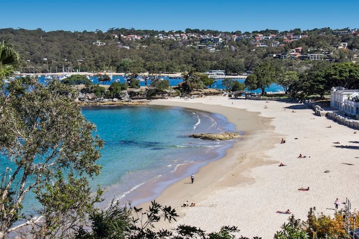 Balmoral Beachfront Living 2br Views Sunny Mod Apt - Mosman