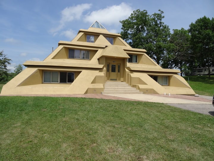 Pyramid House:   2,000 Sq Ft  -  2 Br Suite - Clear Lake, IA