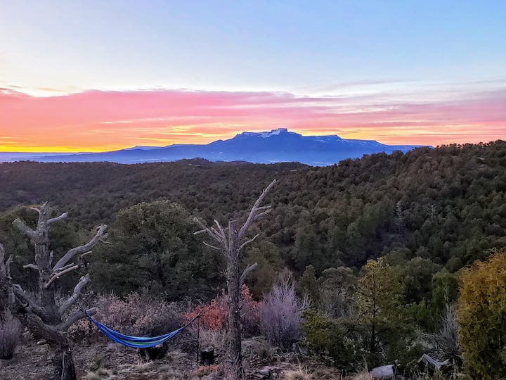 Fisher's Peak Retreat
Peace & Quiet Nature - Colorado