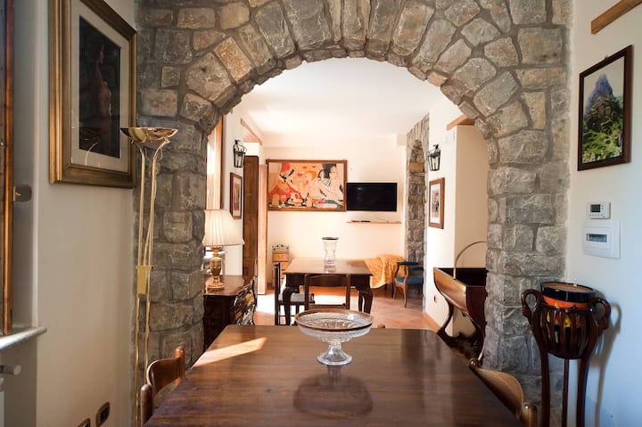 Elegante Appartamento Con Giardino - Ascea