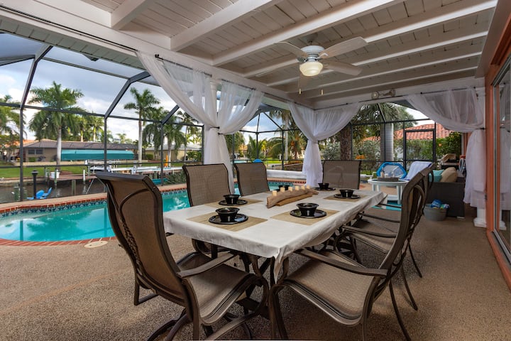 Tropical Luxury, Waterfront, Heated Pool, Hot Tub, - Cape Coral, FL