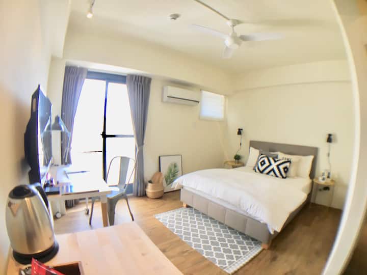 Fengjia - Newly Renovated Cozy & Stylish Studio ~D - Taïwan