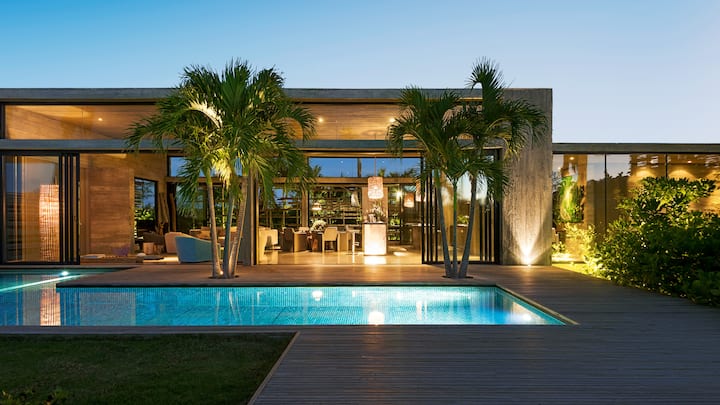 Luxe | One of over 50 Airbnb Categories