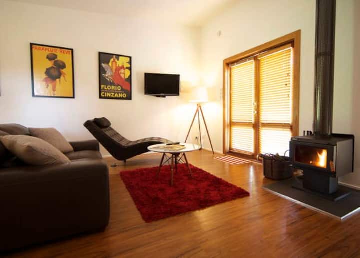 Gullyview Spa Cottage Daylesford. 
Walk To Town! - Daylesford