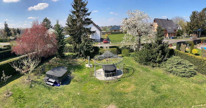 Ferienwohnung Mit Idyllischen Garten - Werneuchen