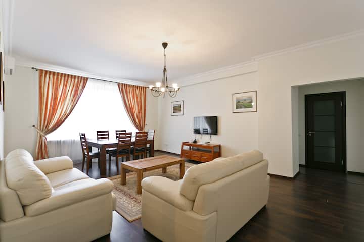 Minsklux Prospekt Nezavisimosti 12 Apartments - Minsk