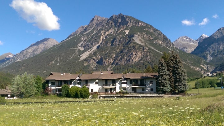 Quadrilocale -Mansarda-6/8 Posti Letto Panoramico - Bormio
