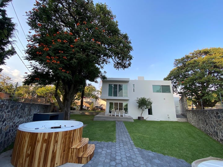 Espectacular Casa En Cuernava "Casa Piamonte" - Cuernavaca