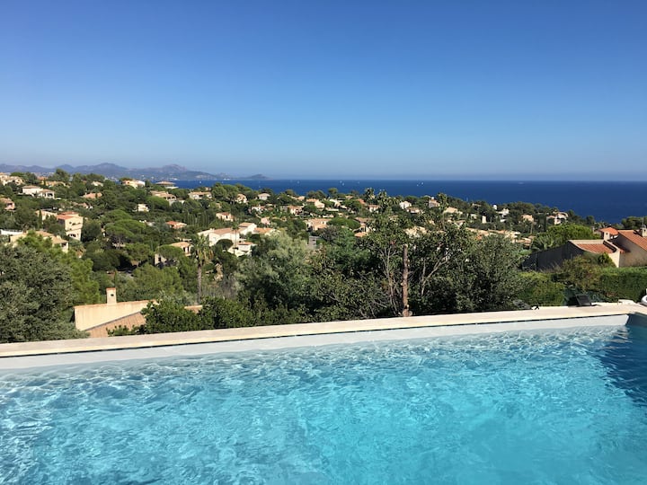 Villa 8 Pers-issambres Vue Mer & Piscine Chauffée - Fréjus