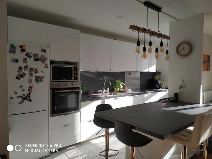 Appart 3 Pièces Bassin De La Villette Avec Box - Paryż