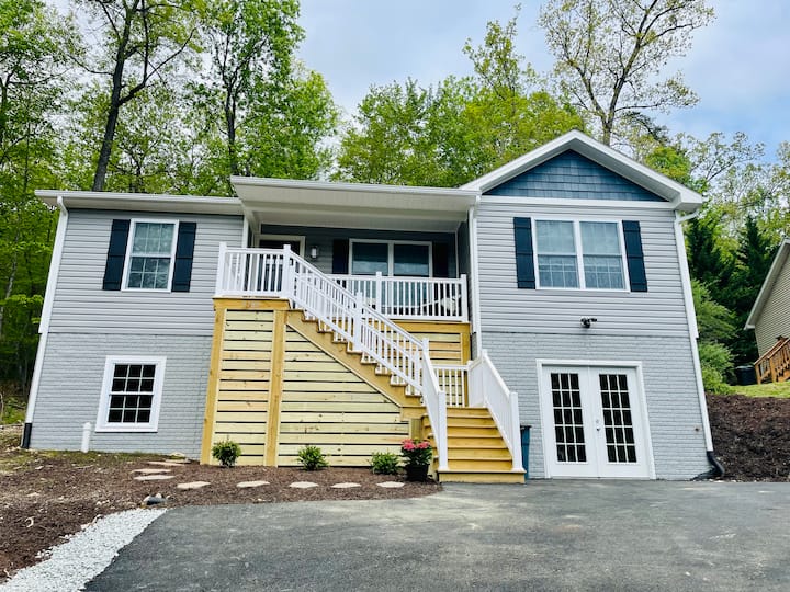 Mountain View +Dog Friendly +Hot Tub +Game Room! - Massanutten, VA