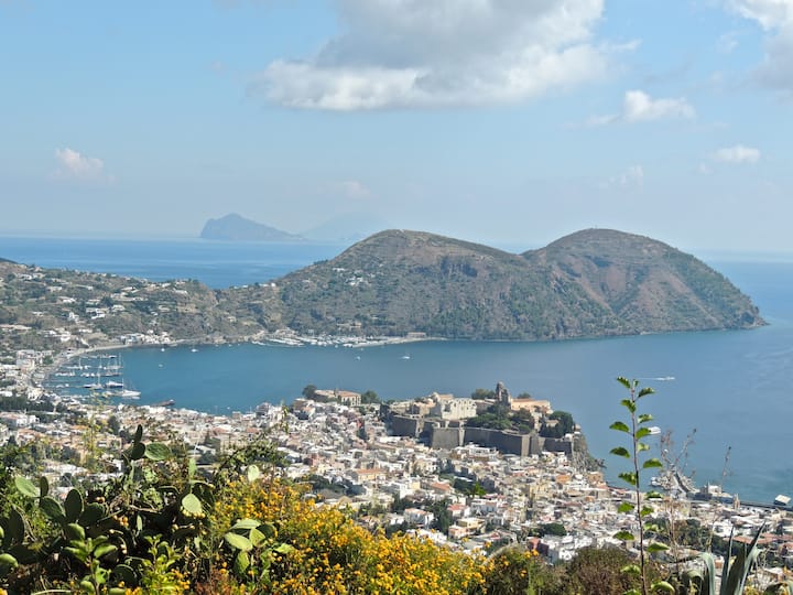 Villa Miele 4 Rooms 3 Bathrooms - Lipari