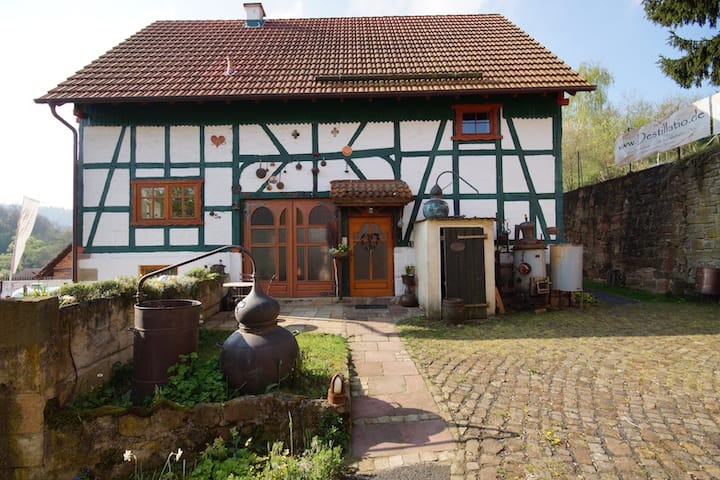 Idyllisches Xl Haus Mit Naturgarten & Privatsphäre - Bad Hersfeld