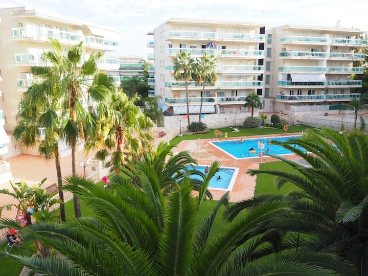 Piso Precioso Con Terraza, Piscina, Parking Y Wifi - Salou