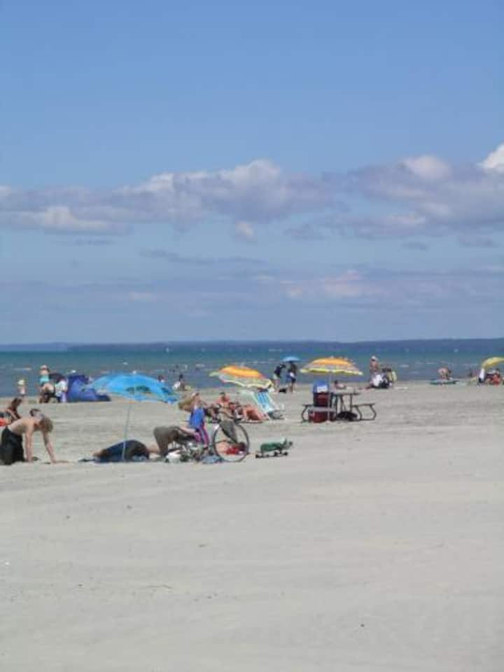 Beautiful Cottage/allenwood Beach - Wasaga Beach