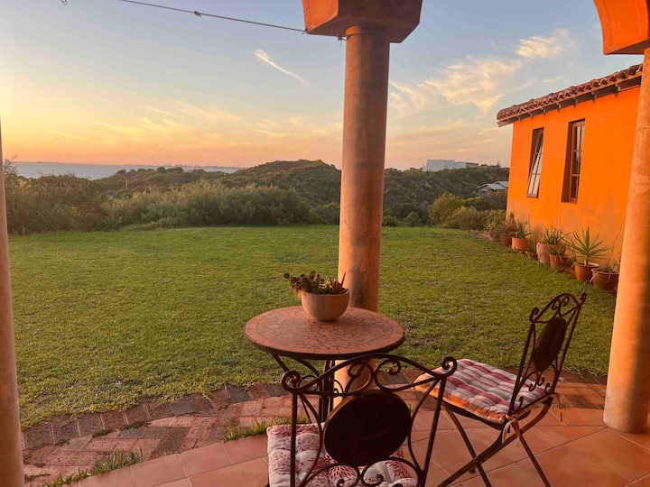 Ocean View Room In Beach House / Villa - Rockingham