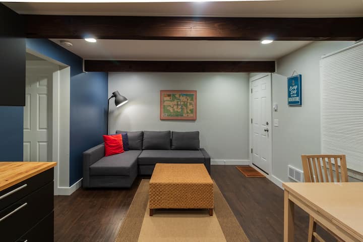 Modern Guest House In North Portland - Portland, OR
