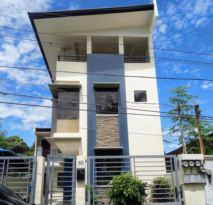 *Christoncrib*|2apts|3br| 2livinga.|orchid&willows - Davao City