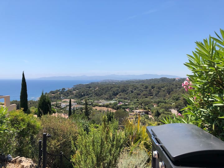 Maison , Vue Mer,plage 500m,calme. Piscine. - Saint-Raphaël