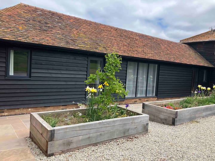 1 Bed Peaceful Country Retreat - West Sussex