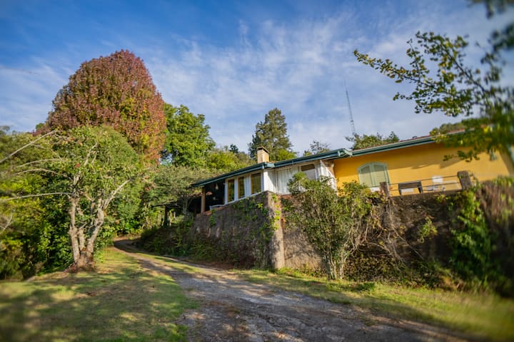 Linda Casa De Campo Com Vista Para As Montanhas - Campos do Jordão