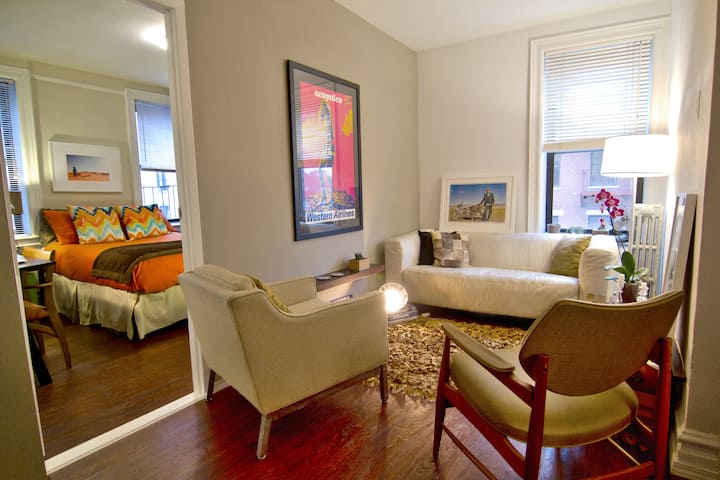 Bright & Cozy 2b/1ba In Prime Les! - New York City