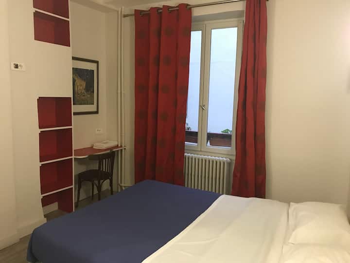 Chambre N6 - Douche Et Wc Près Du Marché Aux Puces - Paris