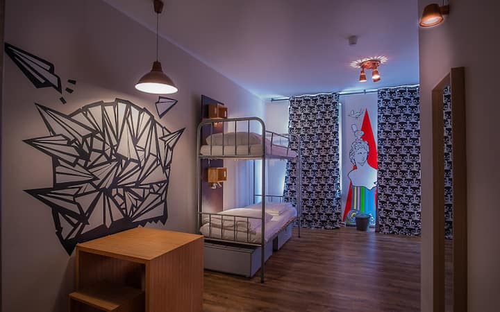 Beautiful Mixed 4-bed-dorm (Ensuite) - Berlin