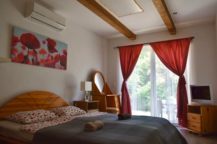 First Apartman - 4 Guest|fō - Tihany