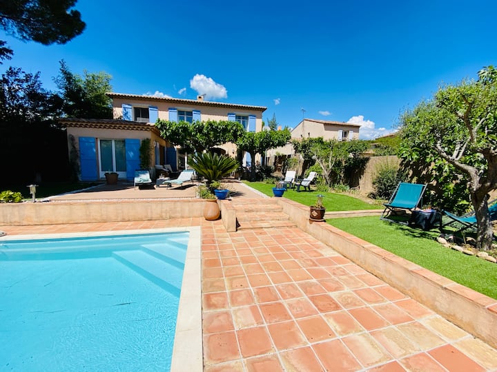 Villa Avec Piscine, 3 Chambres, 6 Km De La Plage - Cogolin