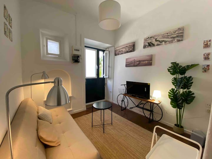 Authentic Alfama Experience - Lisboa