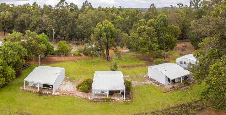 2. Donnybook Counrty Cottages. Chalet 2. - Shire of Donnybrook-Balingup