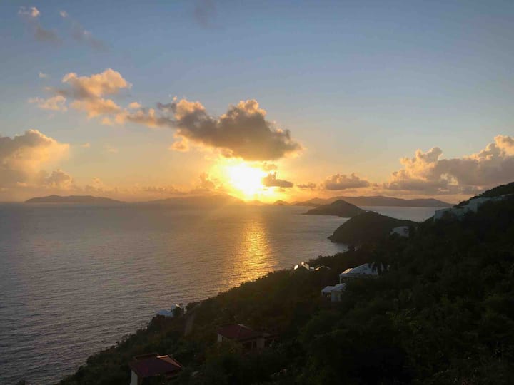 Birds Eye View - 聖托馬斯島