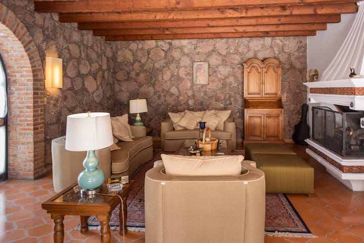 Venado Room, Centro Histórico. - San Miguel de Allende
