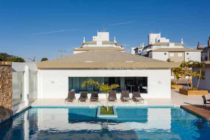 Clube & Praia No Campeche Com Piscina Térmica! - Florianópolis