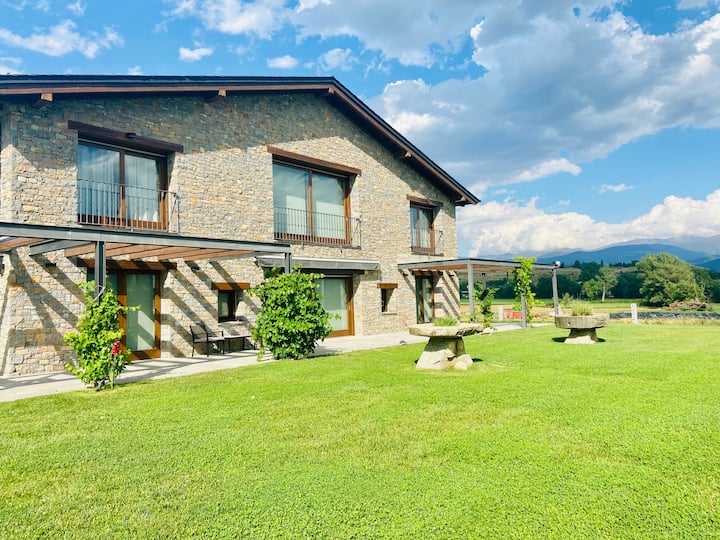 Casa De 7 Suites Y Vistas 360. Les Feixes Llargues - Puigcerdà