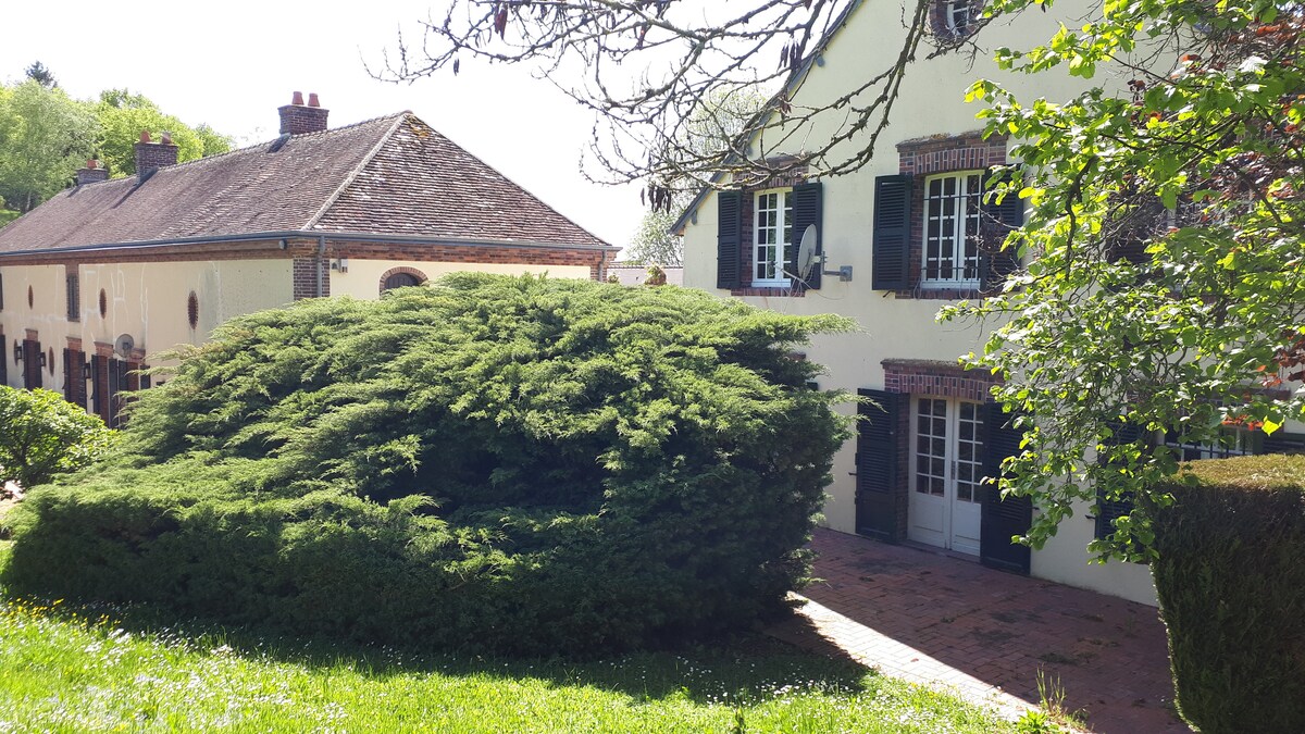 Logement proche Dreux 2 ch, 4 lits, cuisine, sdb - Guest houses à louer ...