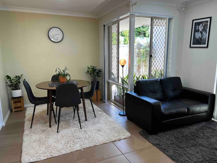 Bright And Beautiful Home In Marangaroo - Perth